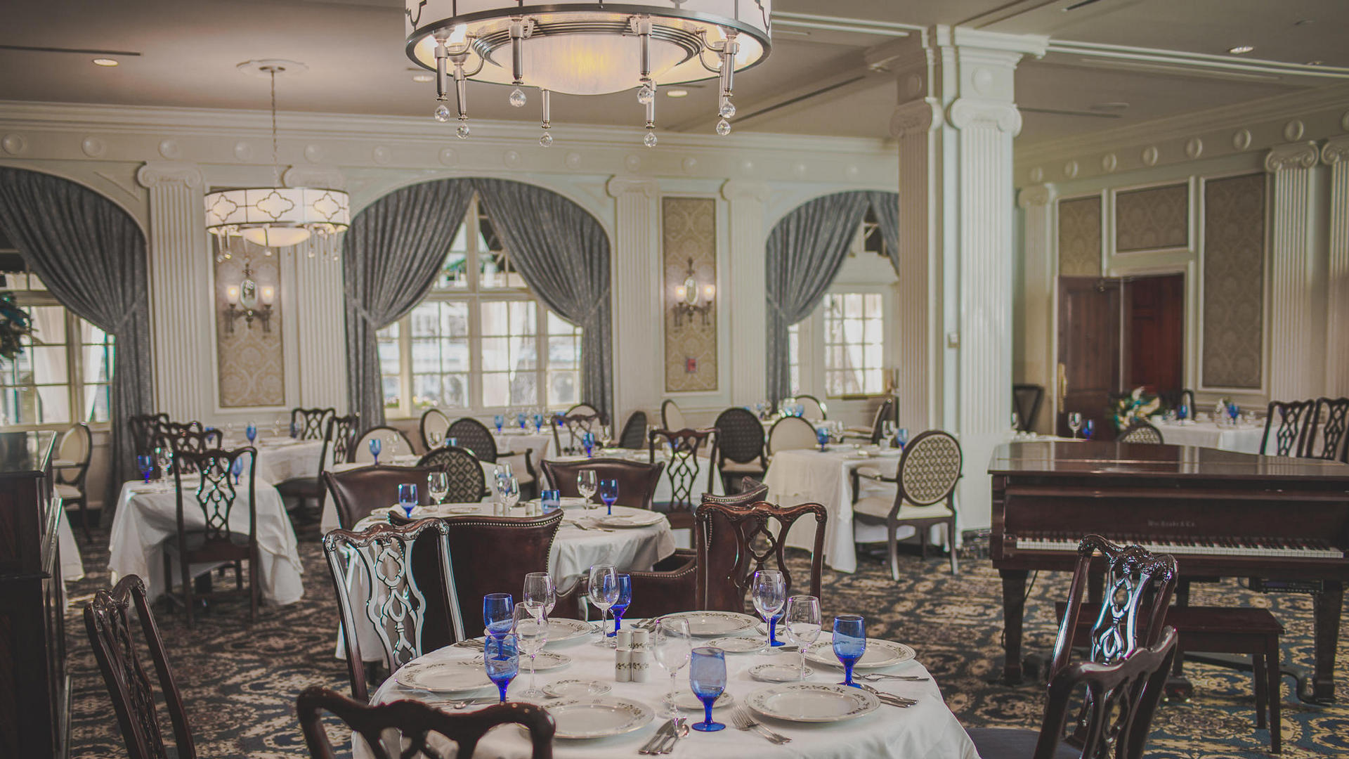 The Regency Room at Hotel Roanoke | French-Inspired Southern Cuisine